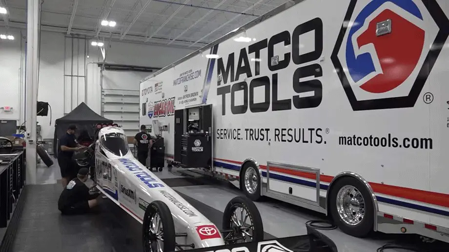 Antron Brown's Matco Top Fuel team ready to roll into Richmond | NHRA