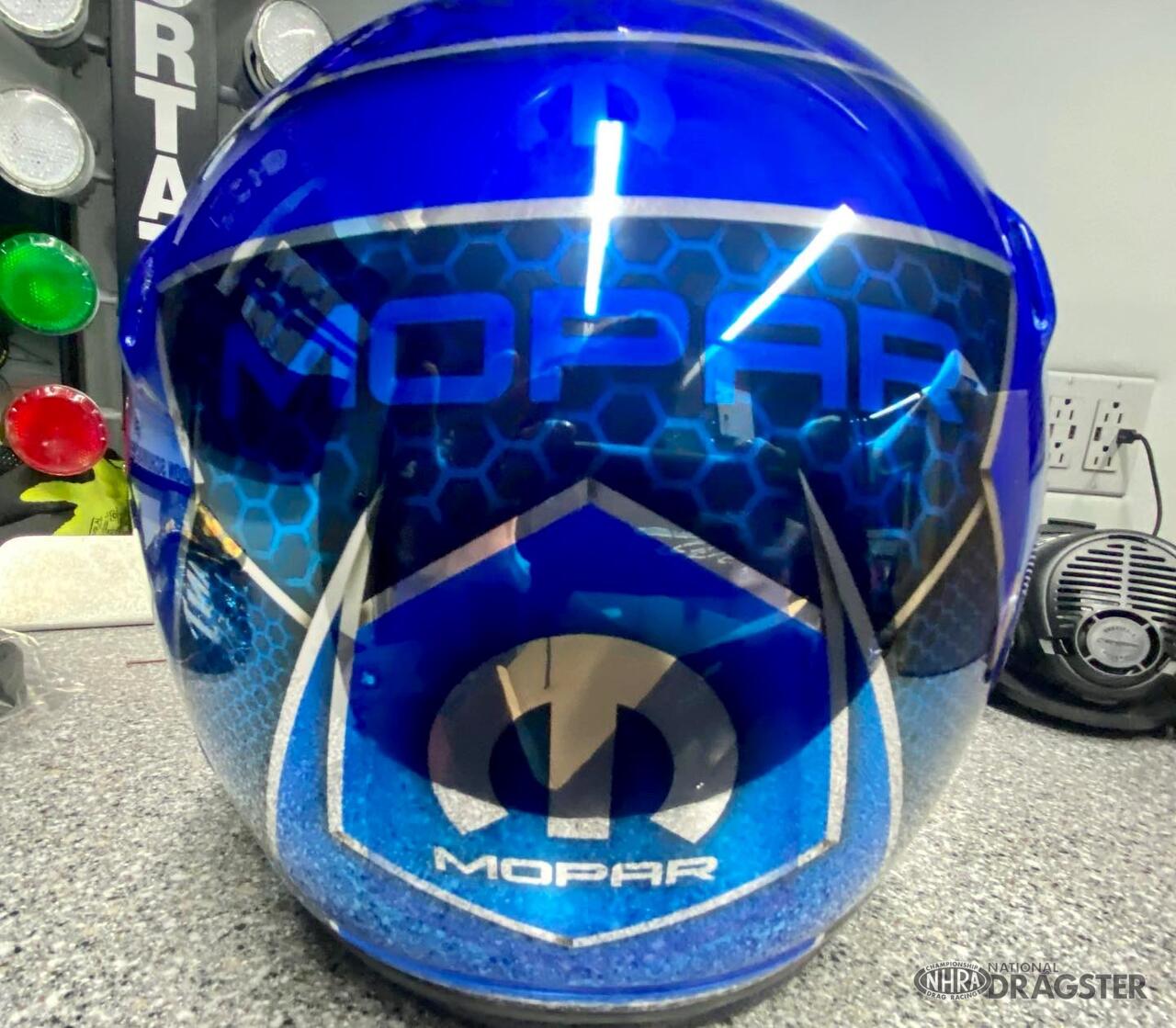 Check out Leah Pruett's brand new Mopar helmet | NHRA