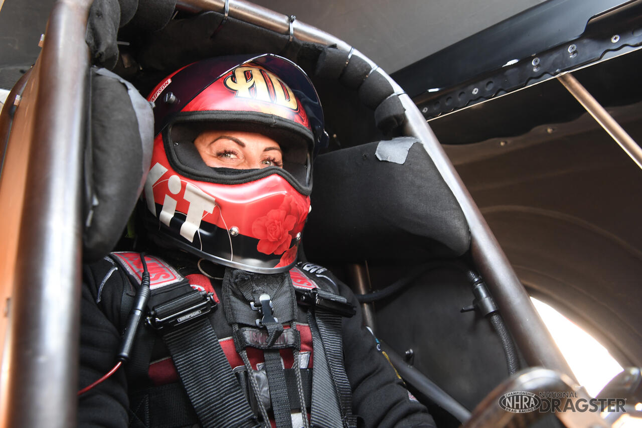 Dodge NHRA Indy Nationals Saturday gallery | NHRA