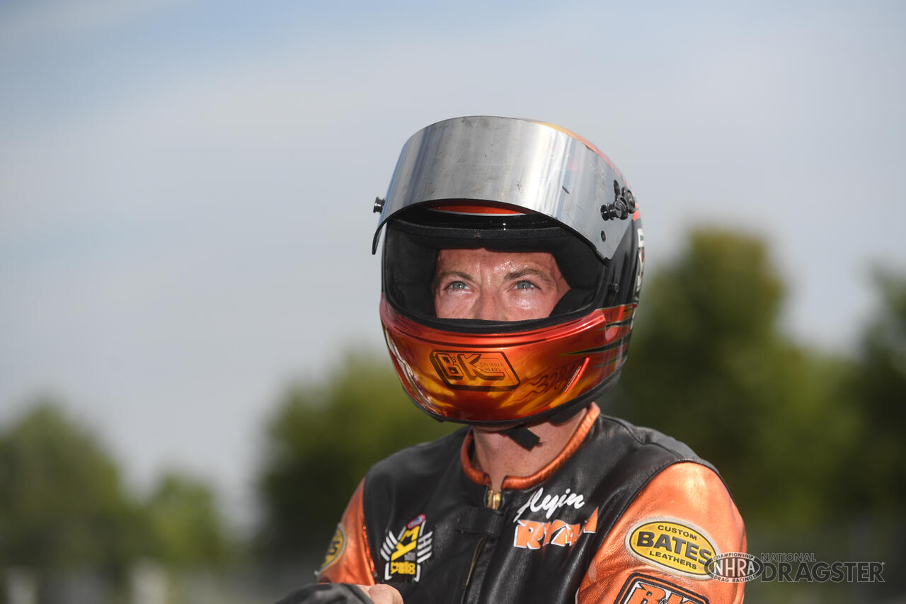 Dodge NHRA Indy Nationals Sunday photo gallery | NHRA