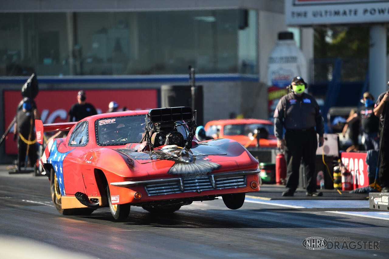 Dodge NHRA Finals presented by Pennzoil Saturday photo gallery | NHRA