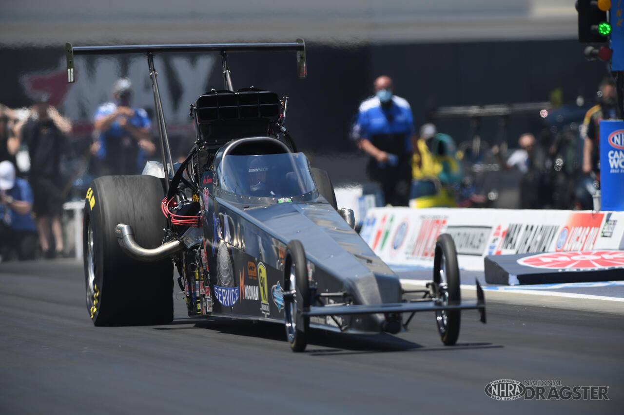 NGK NTK NHRA Four-Wide Nationals Saturday Photo Gallery | NHRA