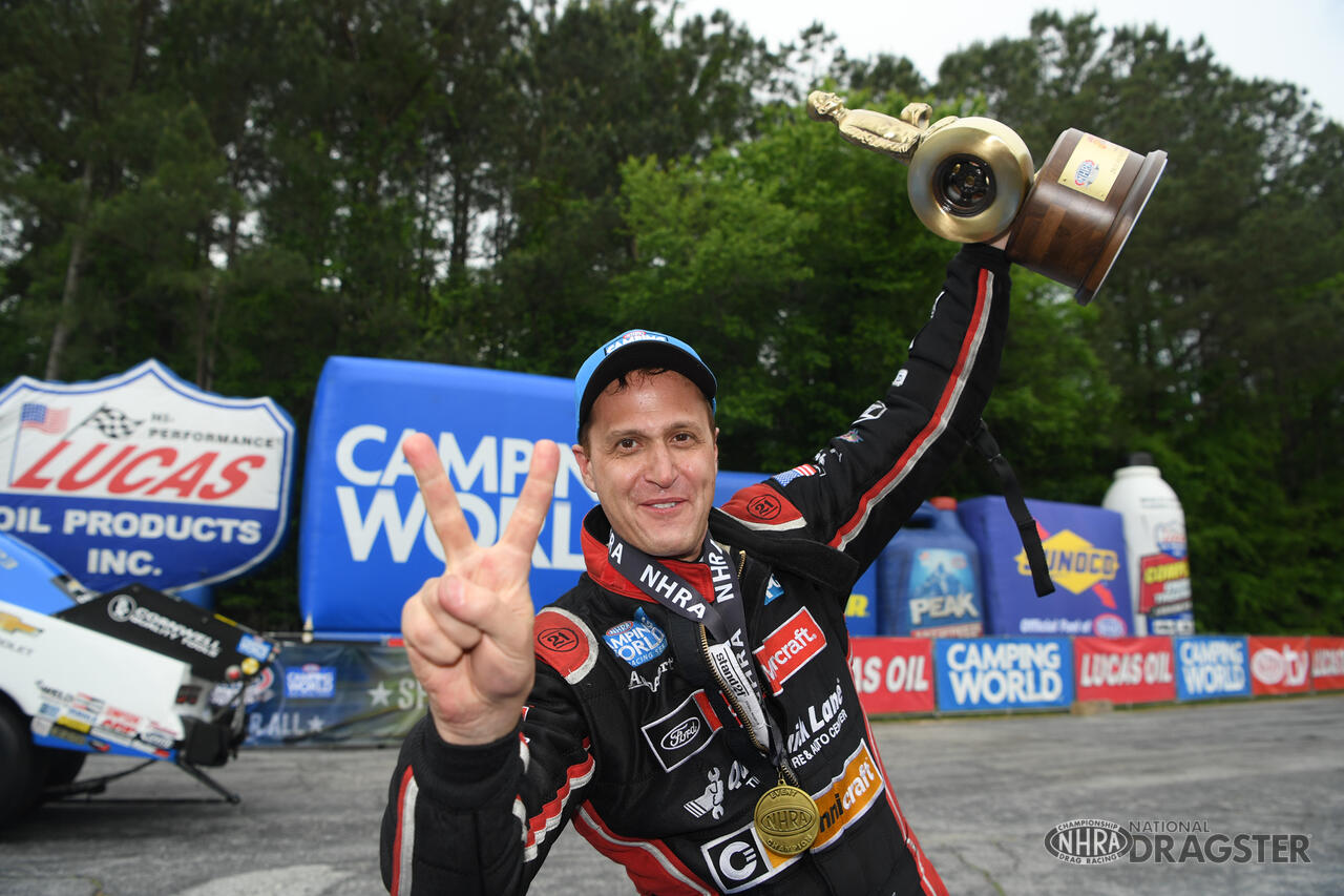 Lucas Oil NHRA Southern Nationals Sunday photo gallery | NHRA