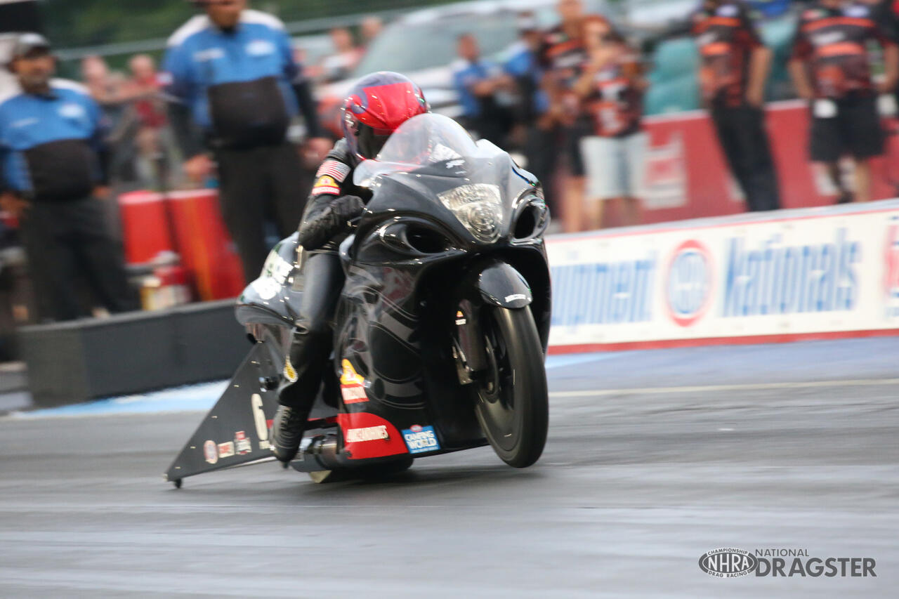 Summit Racing Equipment NHRA Nationals Friday photo gallery | NHRA