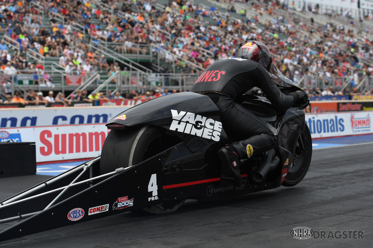 Summit Racing Equipment NHRA Nationals Saturday photo gallery | NHRA