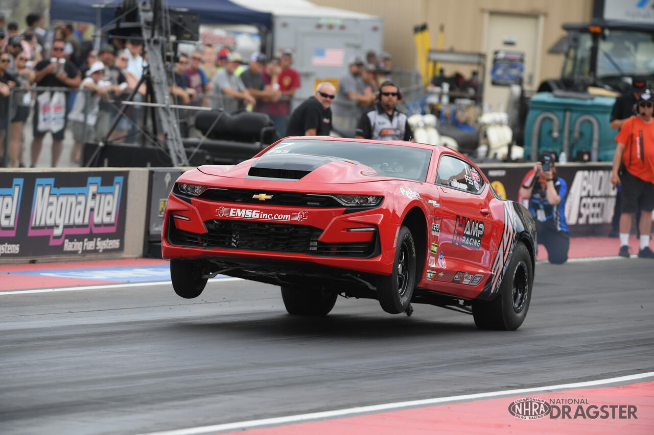 Dodge//SRT Mile-High NHRA Nationals Friday photo gallery | NHRA