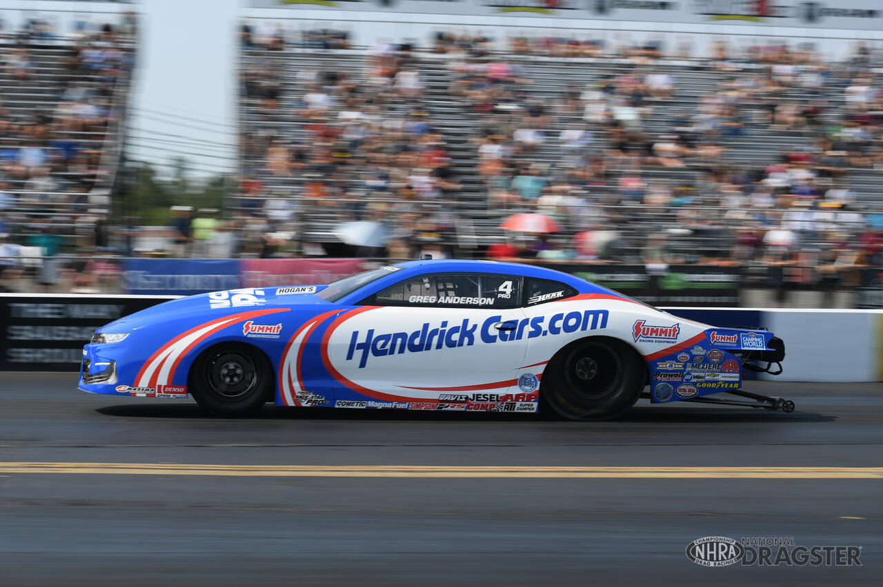 Mopar Express Lane NHRA Nationals Sunday Photo Gallery | NHRA