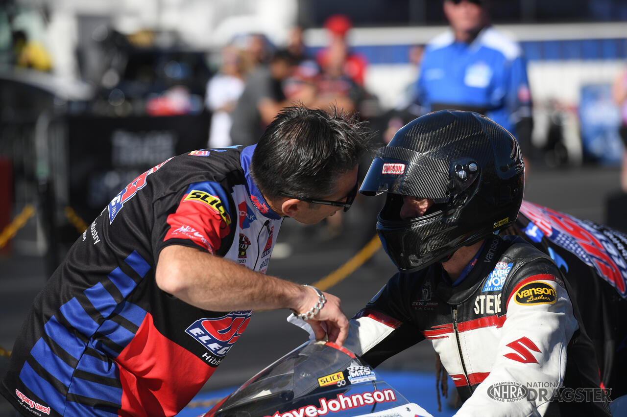 Auto Club NHRA Finals Sunday photo gallery | NHRA