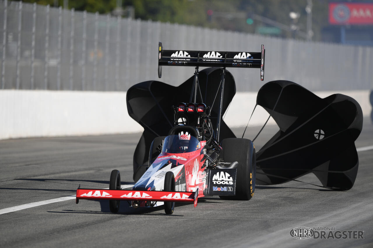 Auto Club NHRA Finals Sunday photo gallery | NHRA