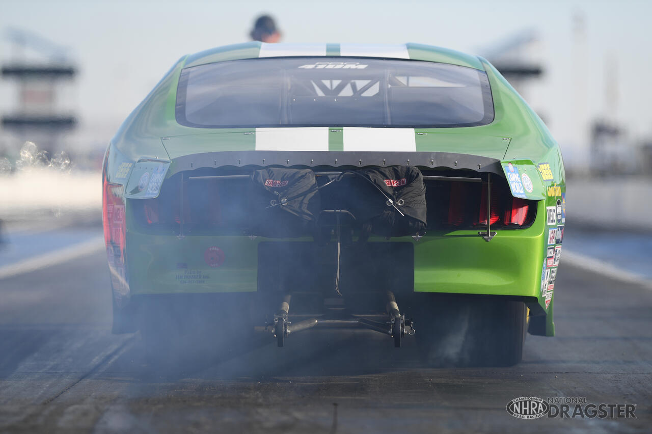NHRA Arizona Nationals Friday photo gallery | NHRA