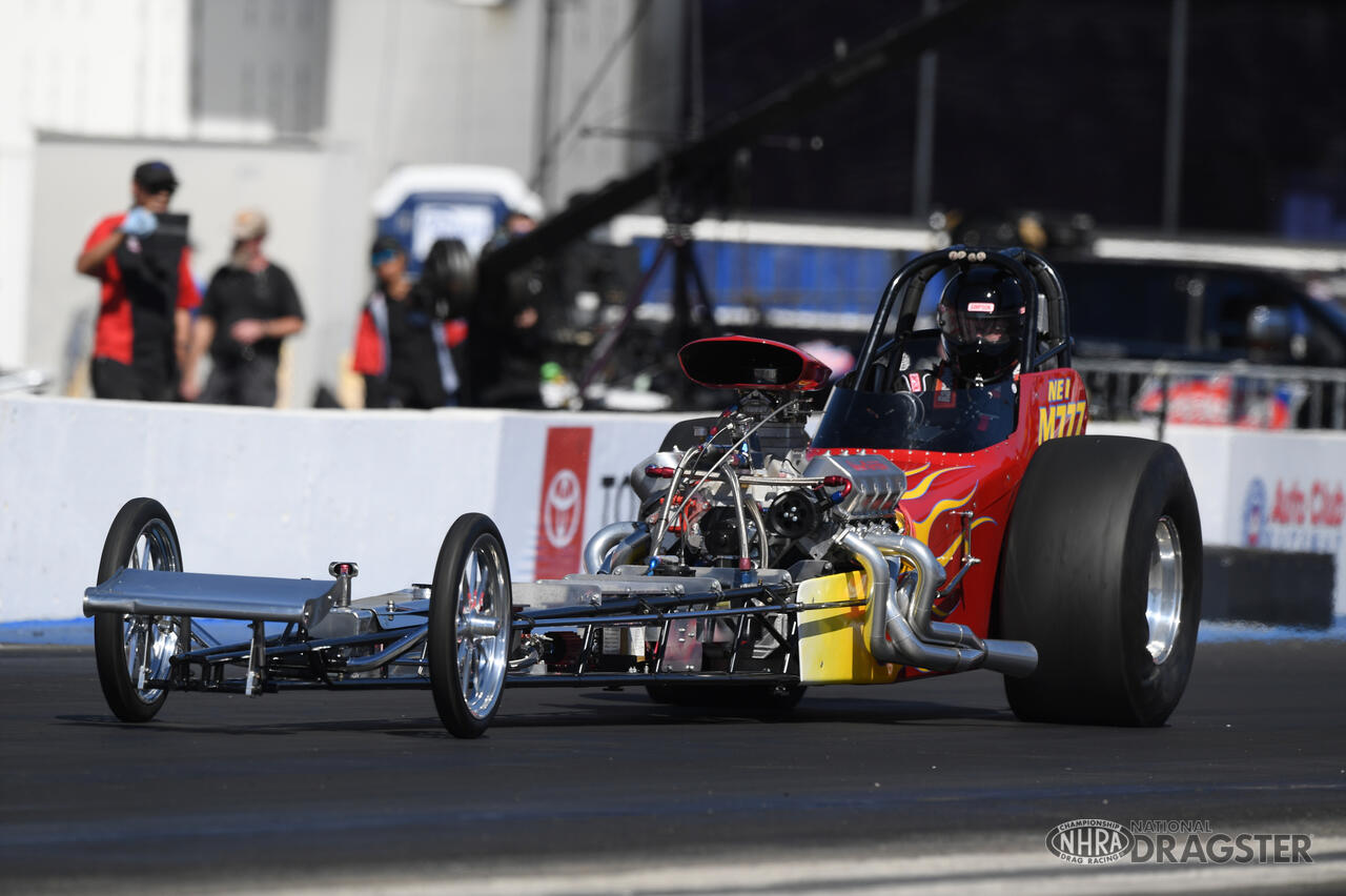Lucas Oil NHRA Winternationals Saturday photo gallery | NHRA