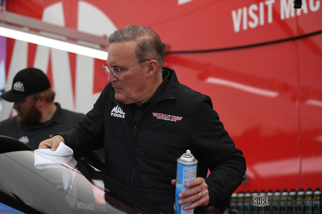 NHRA Arizona Nationals Sunday photo gallery | NHRA