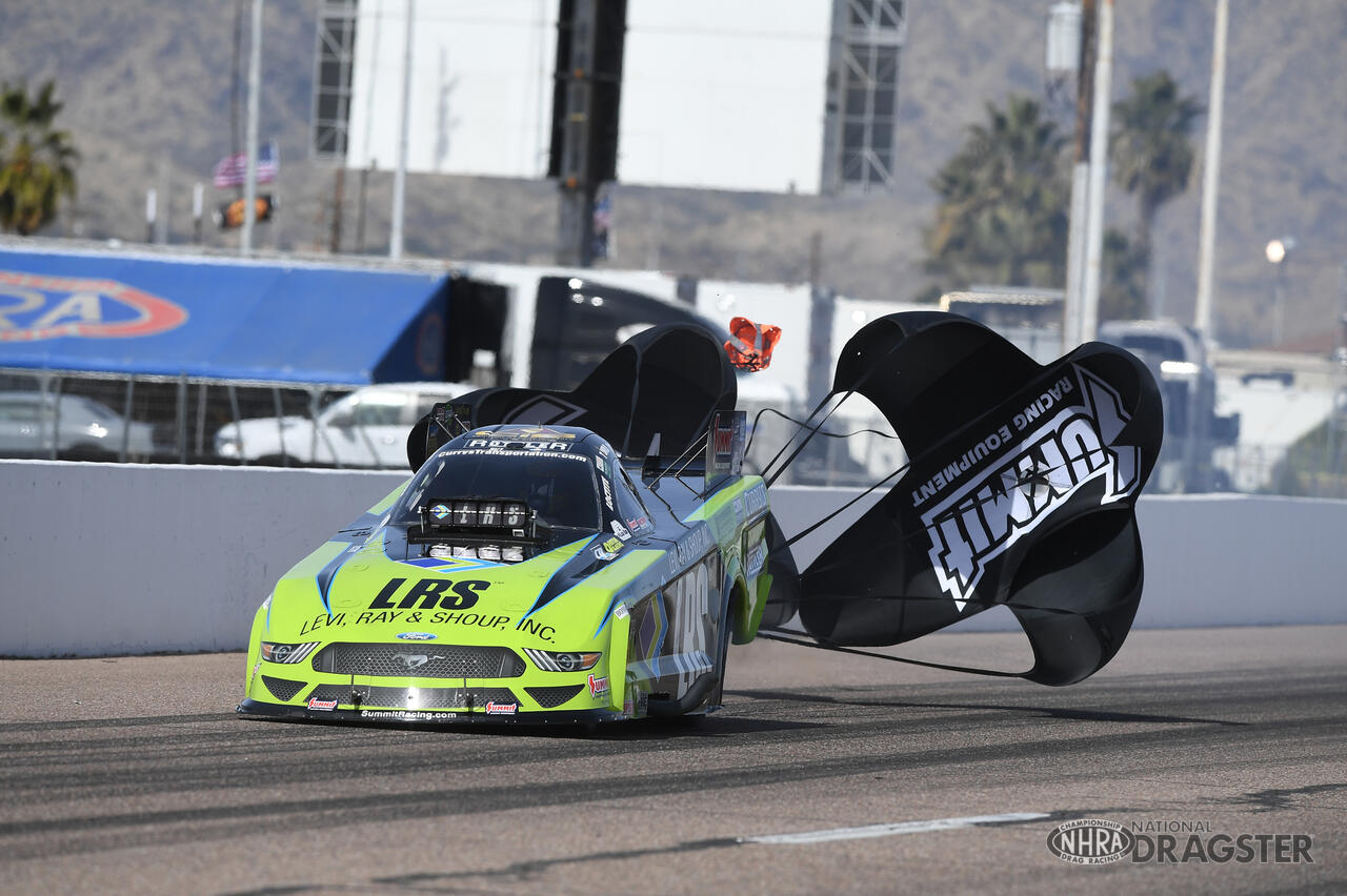 NHRA Arizona Nationals Sunday photo gallery | NHRA