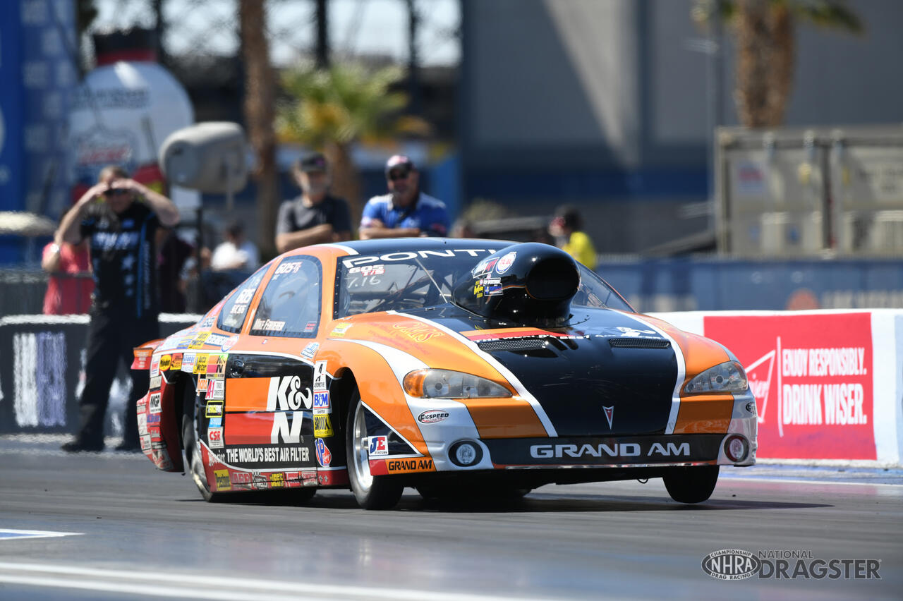 NHRA Four-Wide Nationals Saturday photo gallery | NHRA