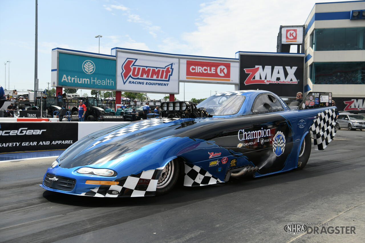 Circle K NHRA Four-Wide Nationals Saturday photo gallery | NHRA