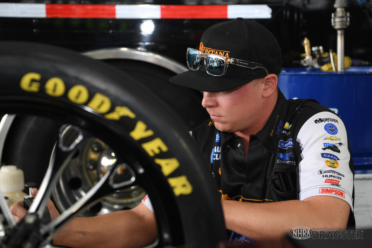 Virginia NHRA Nationals Sunday photo gallery | NHRA