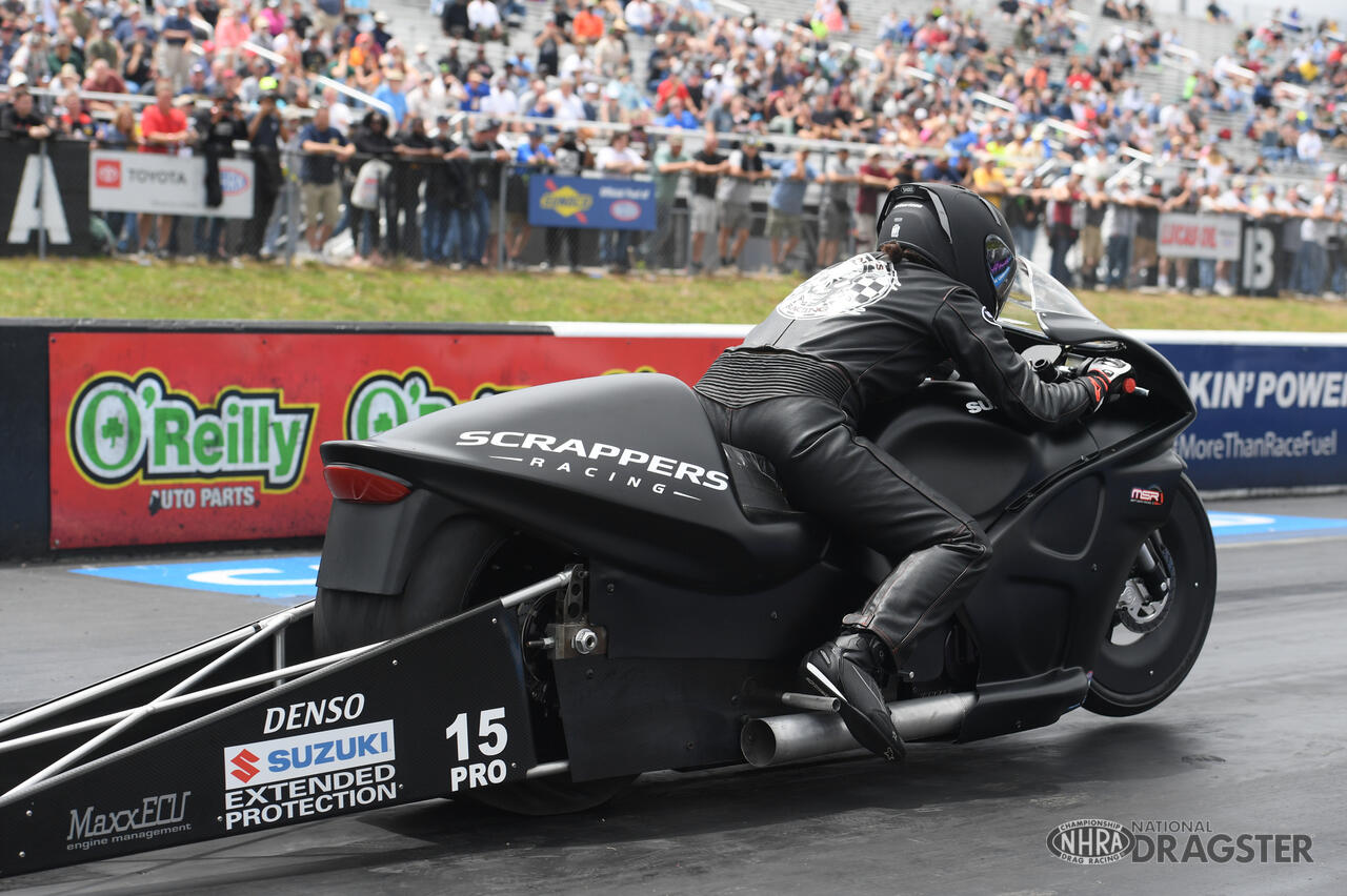 Virginia NHRA Nationals Saturday photo gallery | NHRA
