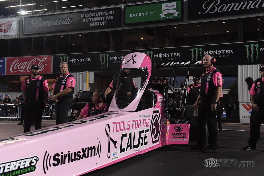 2022 NHRA Midwest Nationals Friday photo gallery | NHRA