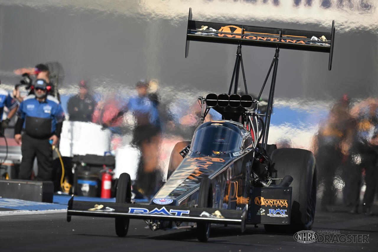 Auto Club NHRA Finals Saturday photo gallery | NHRA