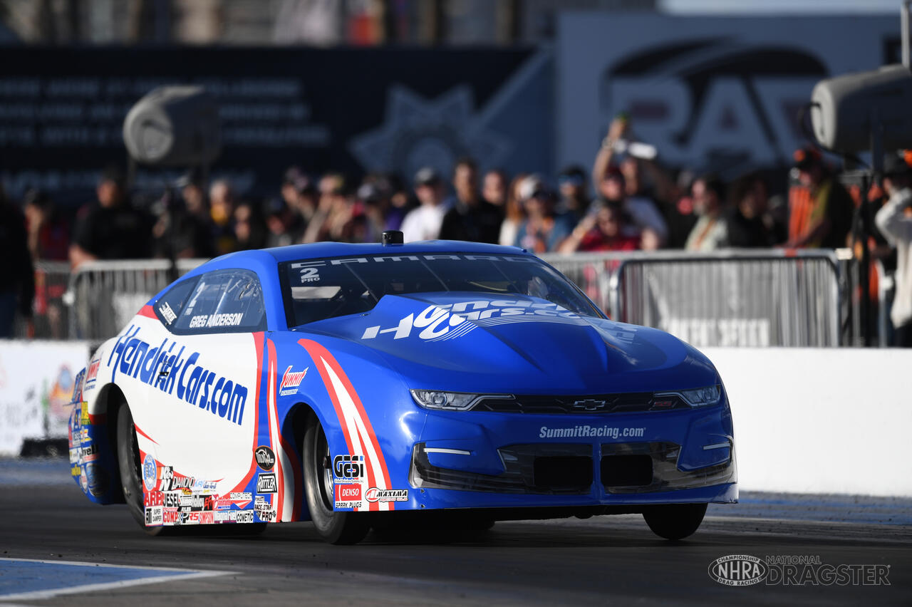 NHRA Arizona Nationals Friday photo gallery | NHRA