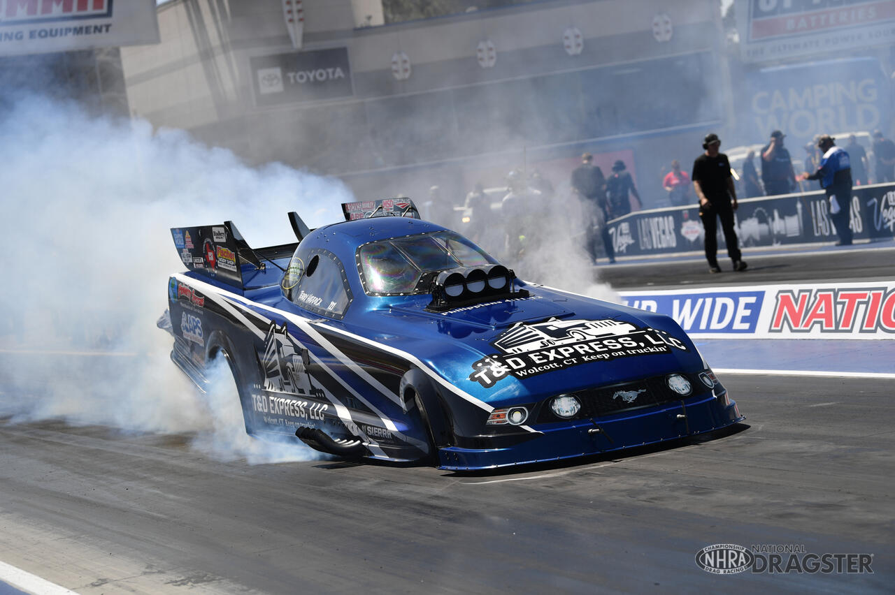 NHRA Four-Wide Nationals Saturday photo gallery | NHRA