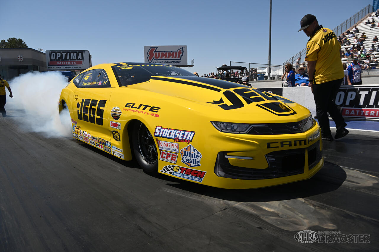 NHRA Four-Wide Nationals Friday photo gallery | NHRA