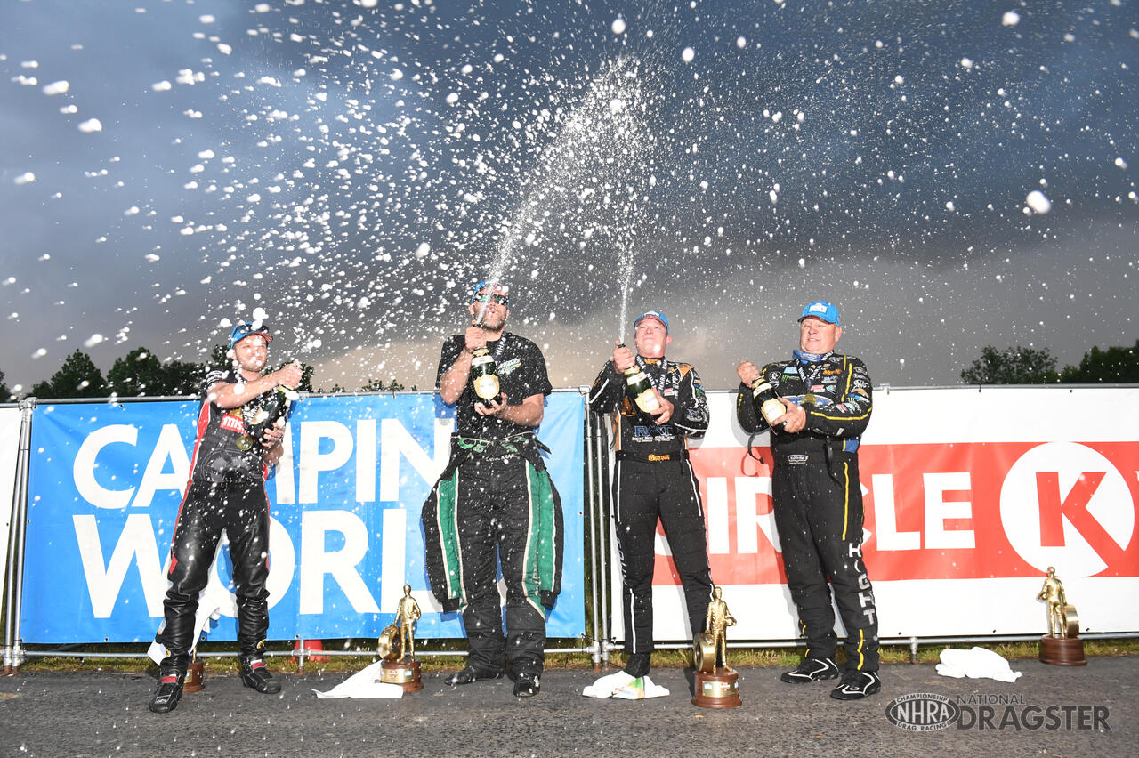 Circle K NHRA Four-Wide Nationals Sunday photo gallery | NHRA