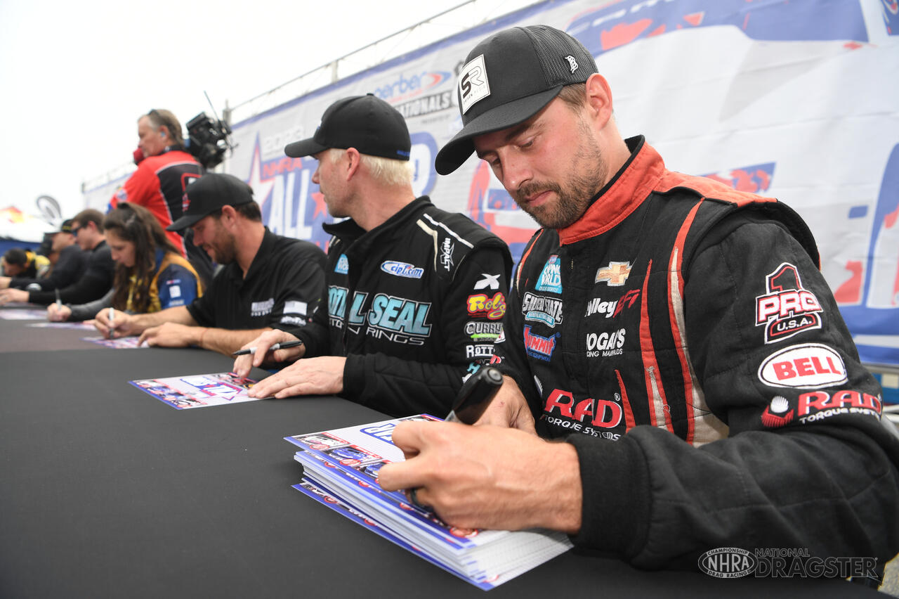 Gerber Collision & Glass Route 66 NHRA Nationals Friday photo gallery ...