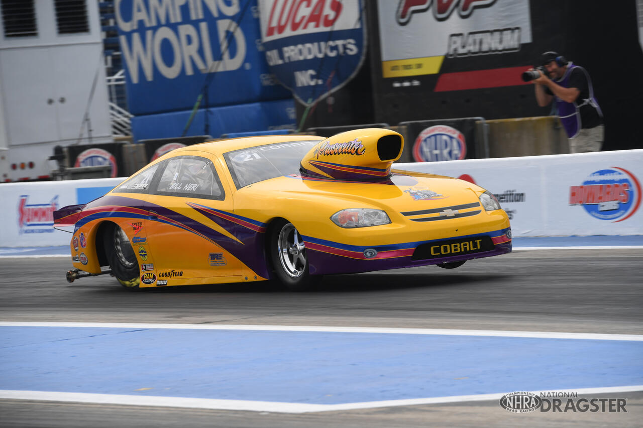 Gerber Collision & Glass Route 66 NHRA Nationals Friday photo gallery ...