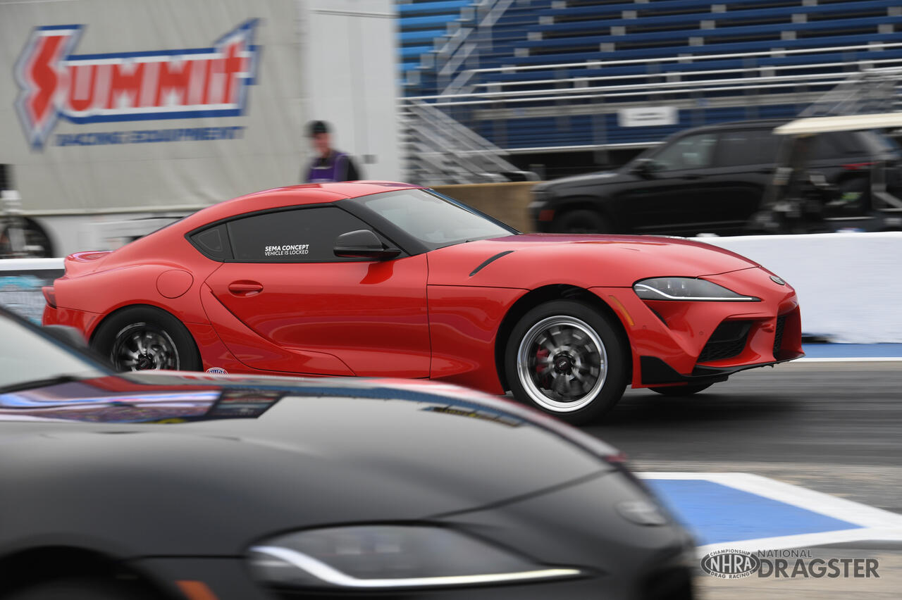 Gerber Collision & Glass Route 66 NHRA Nationals Friday photo gallery ...