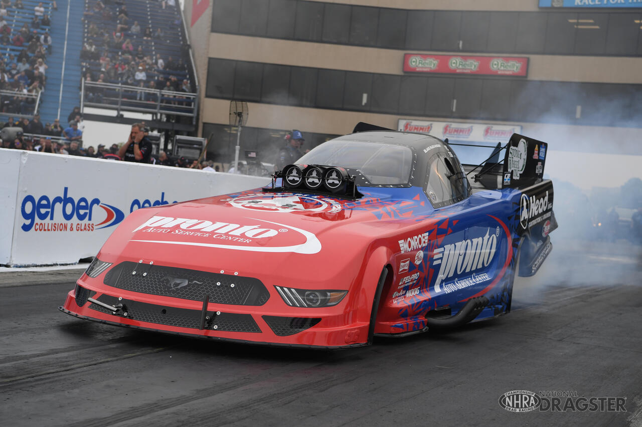 Gerber Collision & Glass Route 66 NHRA Nationals Friday photo gallery ...