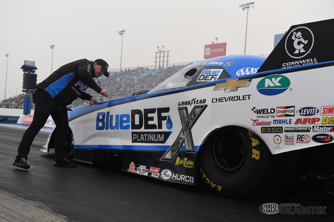 Gerber Collision & Glass Route 66 NHRA Nationals Friday photo gallery ...