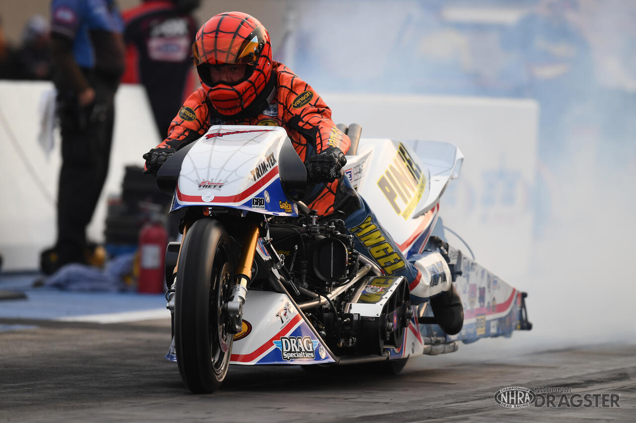 Gerber Collision & Glass Route 66 NHRA Nationals Friday photo gallery ...