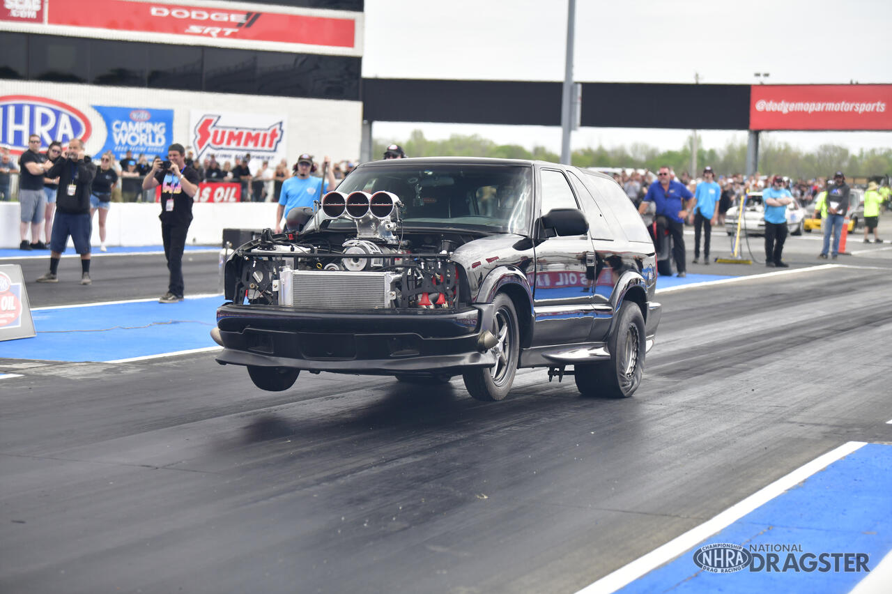 Cleetus and Cars, NHRA alcohol racers rock Lucas Oil Indianapolis ...