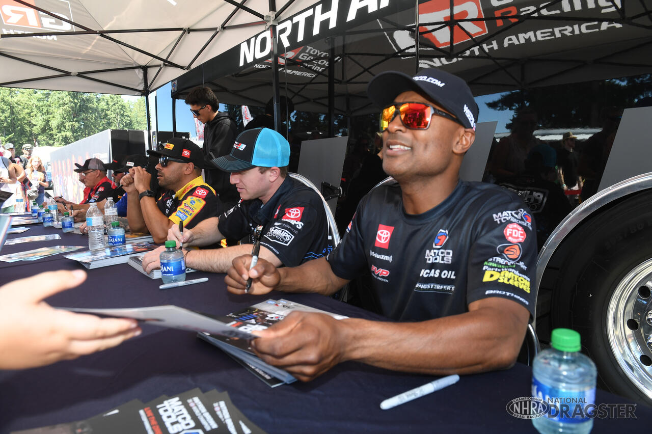 Flav-R-Pac NHRA Northwest Nationals Saturday photo gallery | NHRA