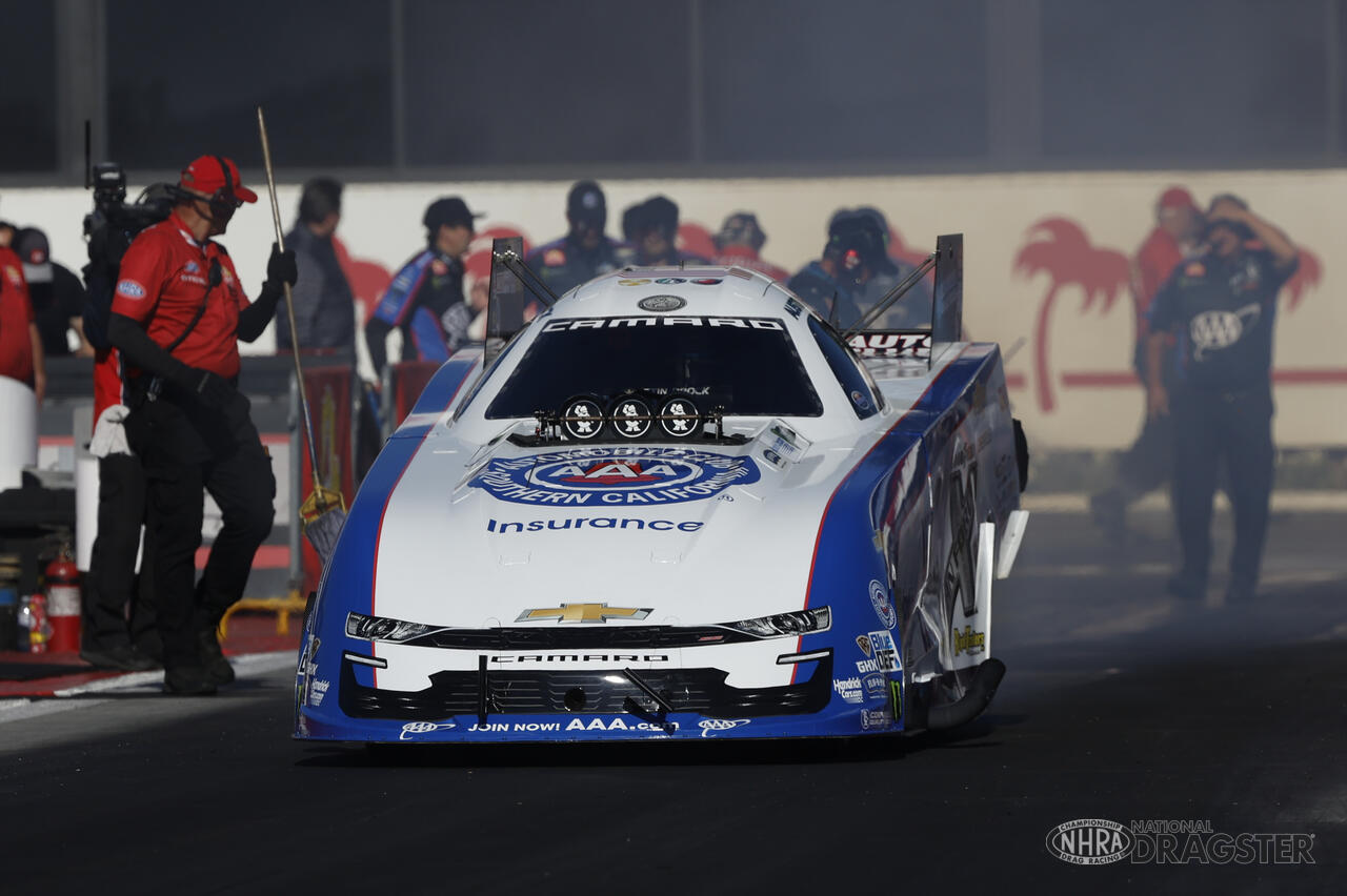 In-N-Out Burger NHRA Finals Sunday photo gallery | NHRA