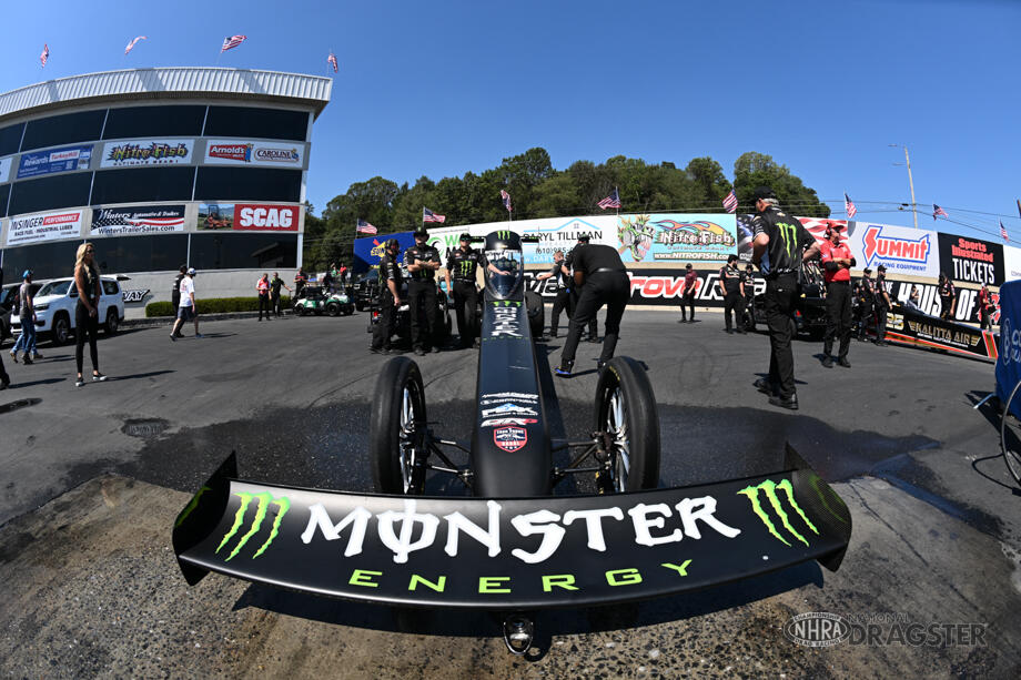 40th NHRA Reading Nationals presented by Nitro Fish—Saturday photo ...