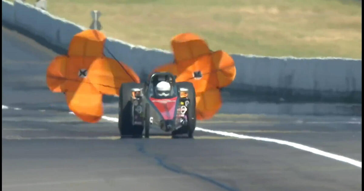 Steve Huff's electric dragster rockets to 202-mph pass at Northwest ...